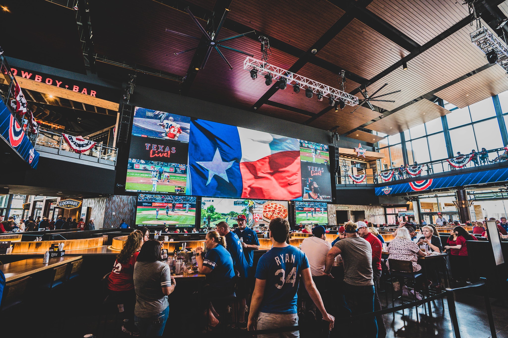 Fun and (almost) Free Date Ideas around Dallas | Dallas Socials